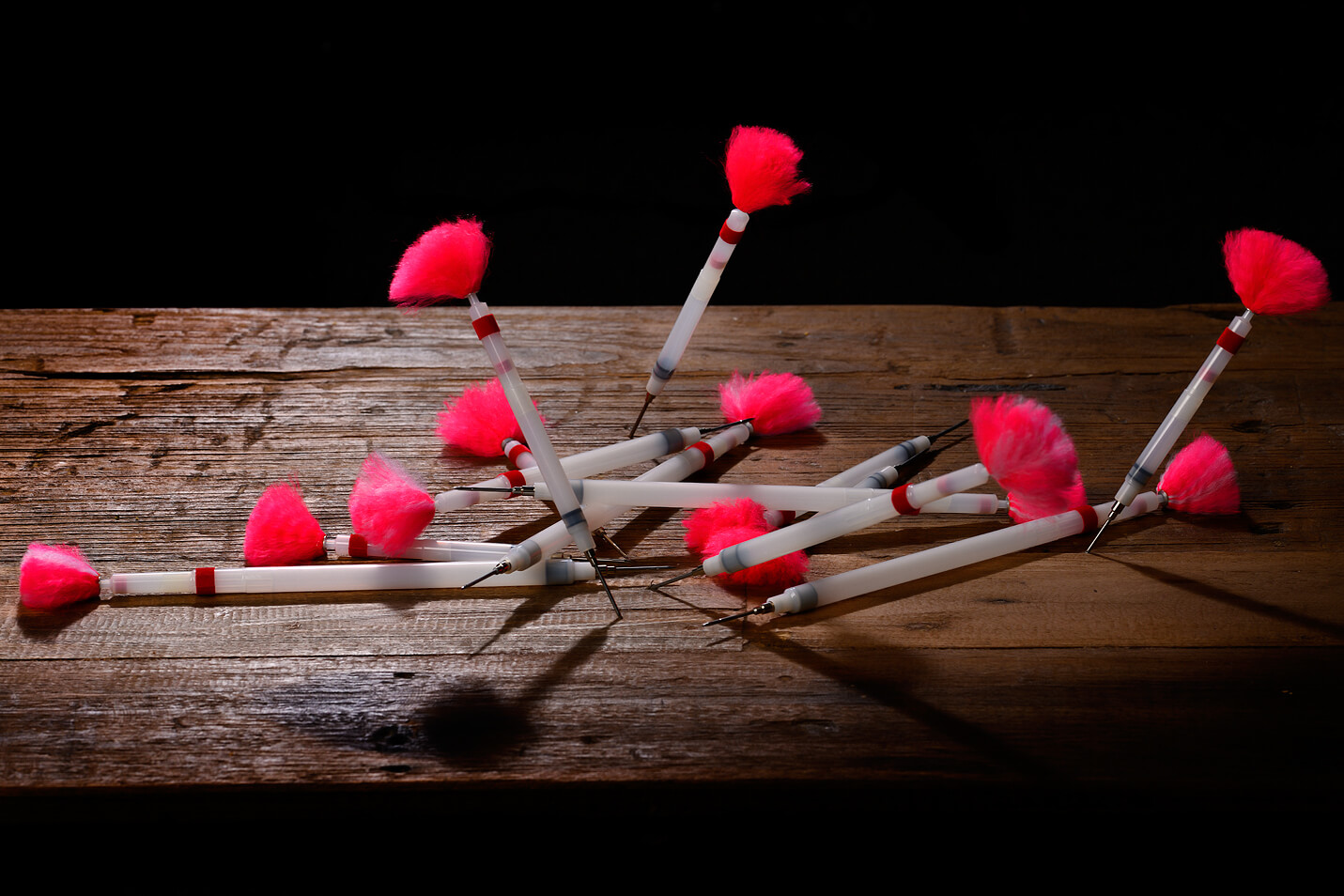 Projectors, darts, needles, blowpipe systems | DANiNJECT products